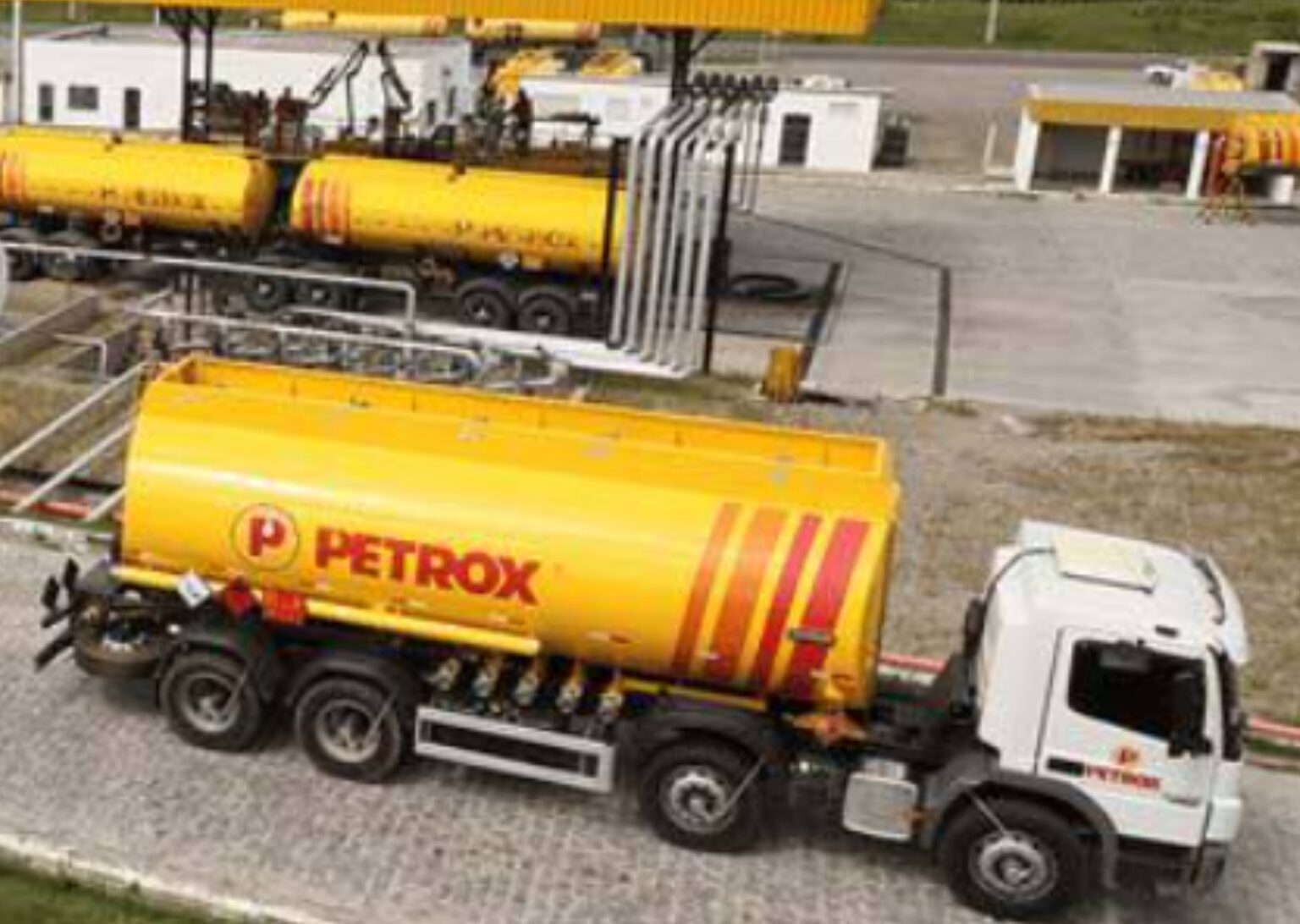 Frota e Base – Grupo Petrox
